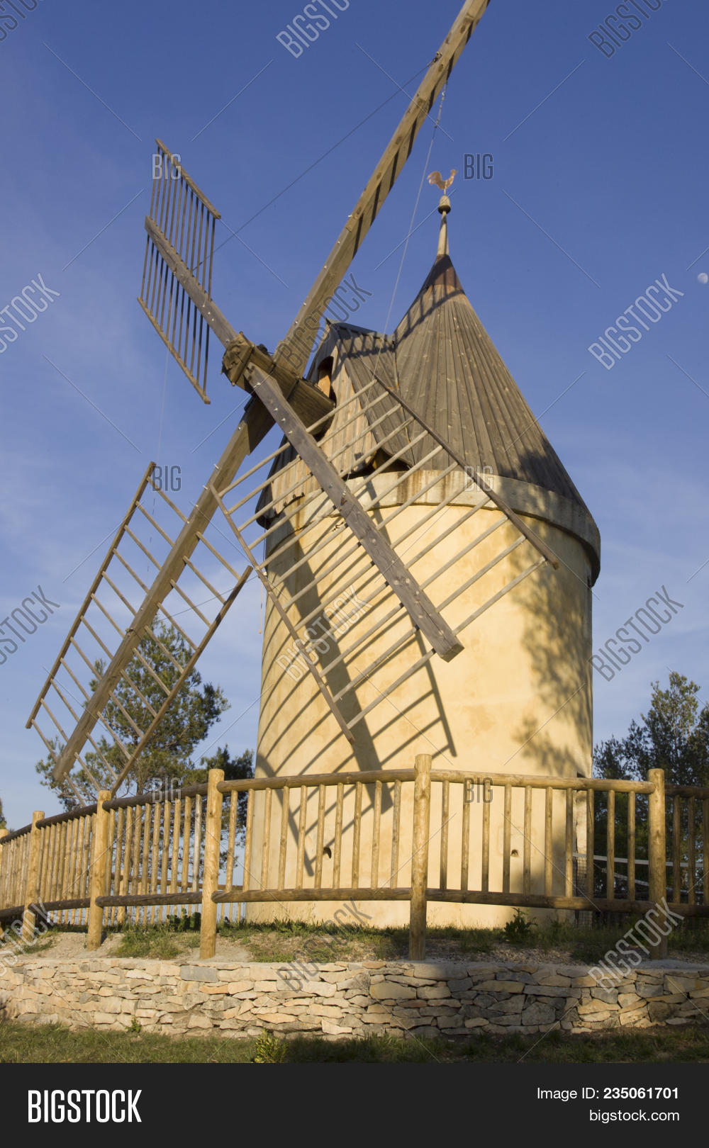 Old Historic Wind Mill Image & Photo (Free Trial) | Bigstock