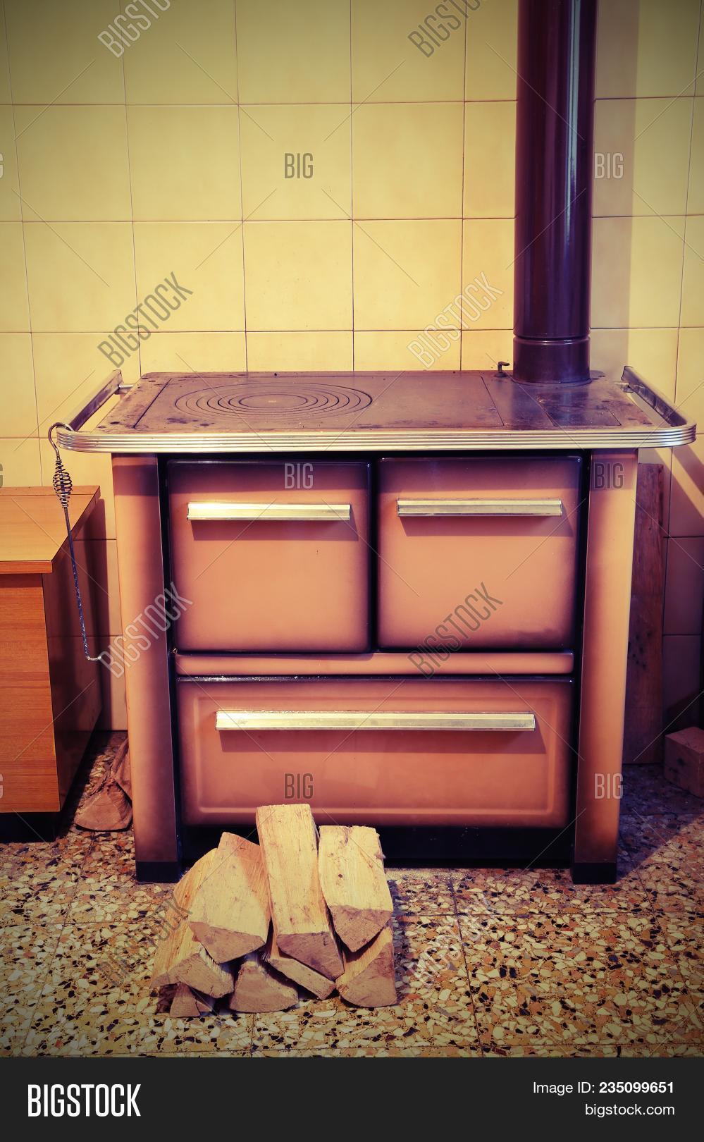 Ancient Wood Stove Image & Photo (Free Trial) | Bigstock