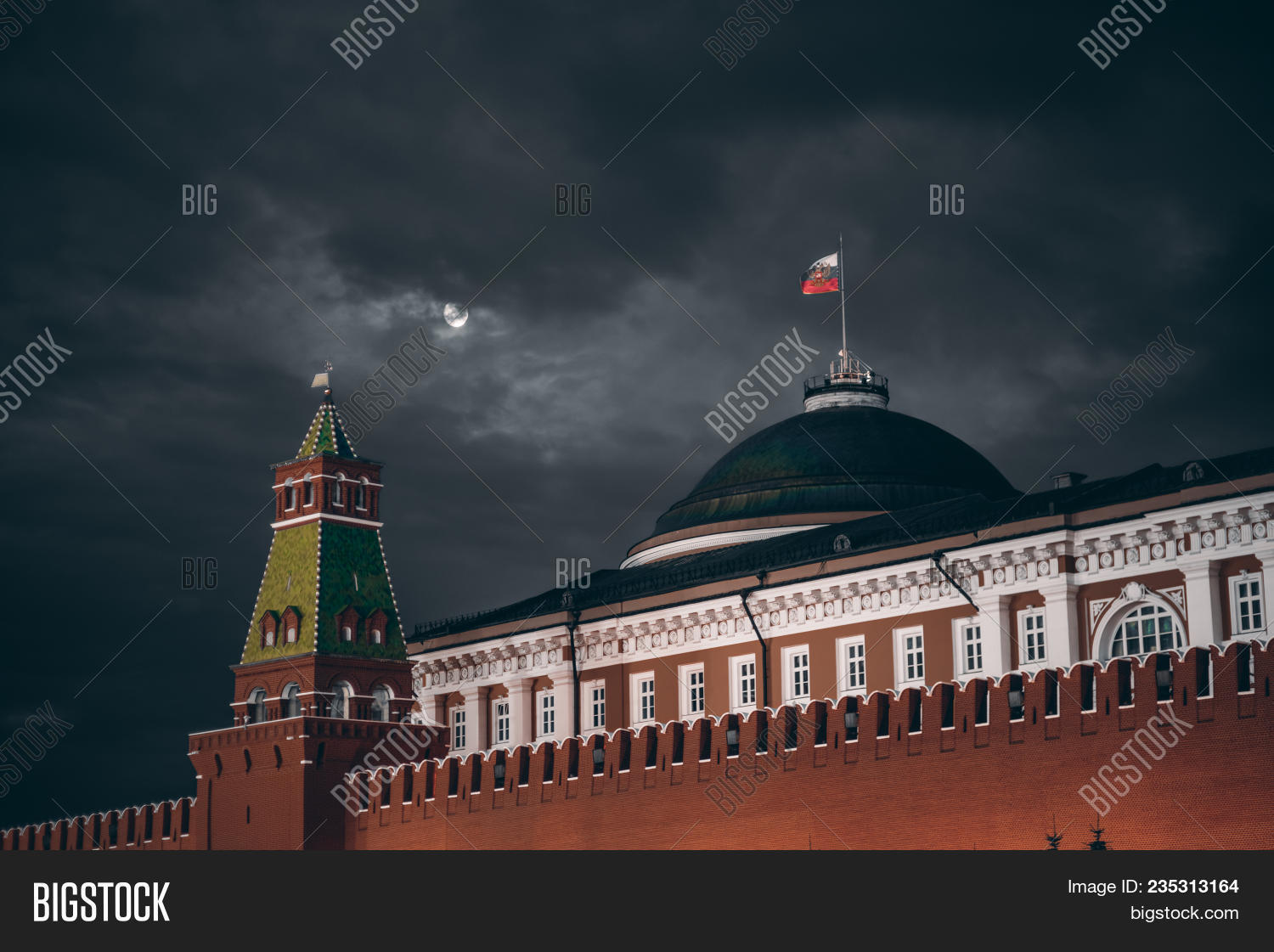 Night Shot: Kremlin Image & Photo (Free Trial) | Bigstock