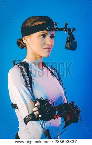 Motion Capture Actor Cinema Studio Virtual Reality 图片、插图和矢量图（免费） - Bigstock
