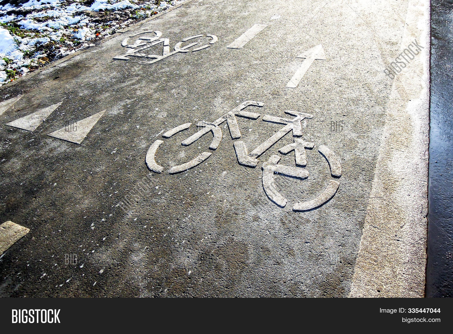 Bike Lane Road Symbols Image & Photo (Free Trial) | Bigstock