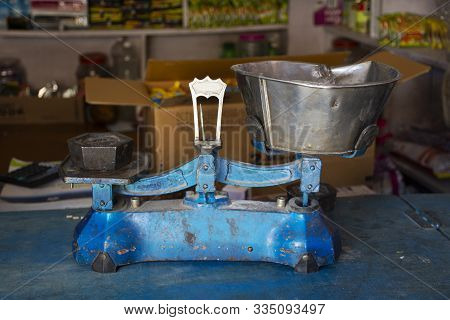 Old Metallic Weighing Image & Photo (Free Trial) | Bigstock