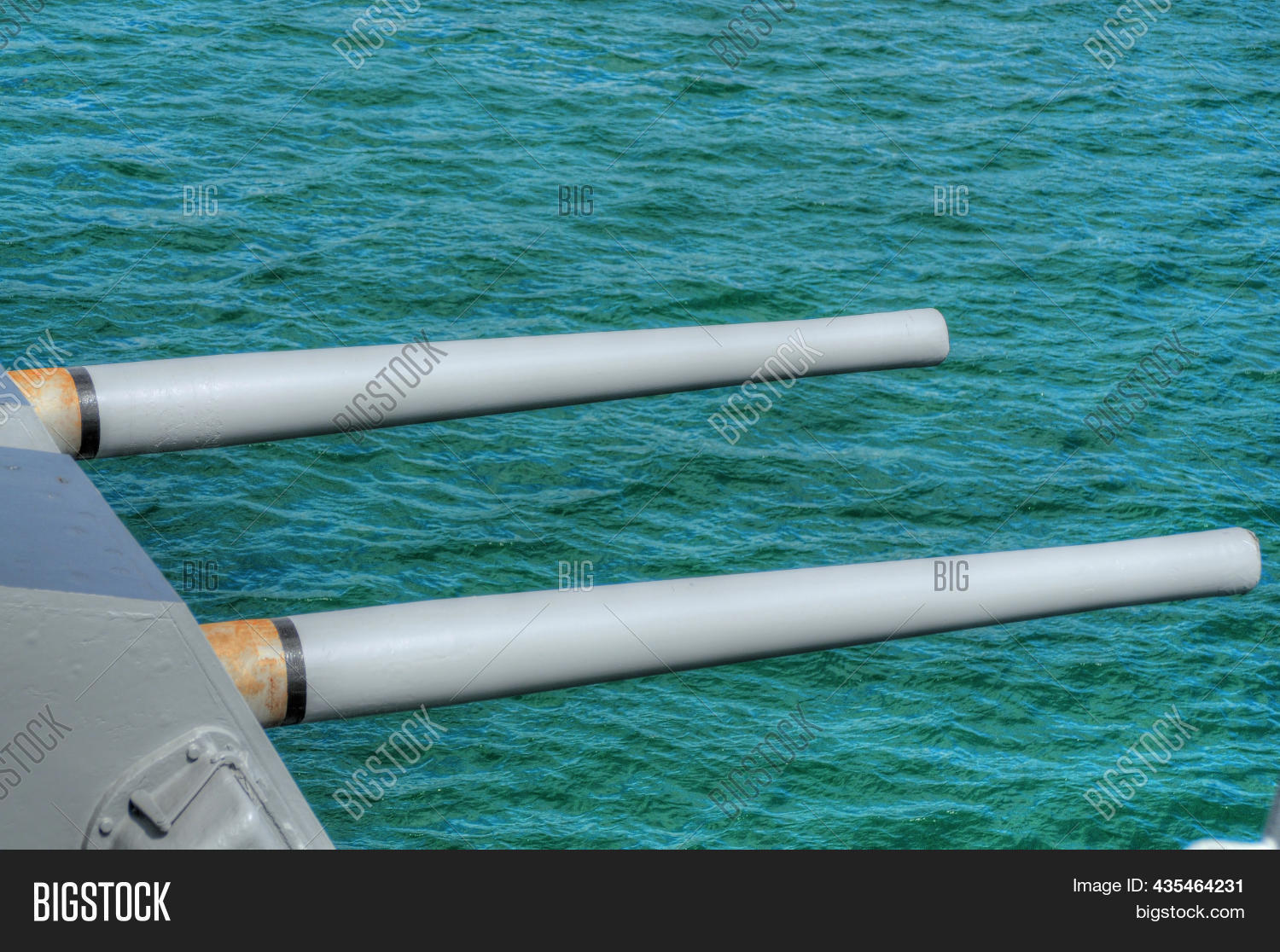 Uss Missouri Main Guns Image & Photo (Free Trial) | Bigstock