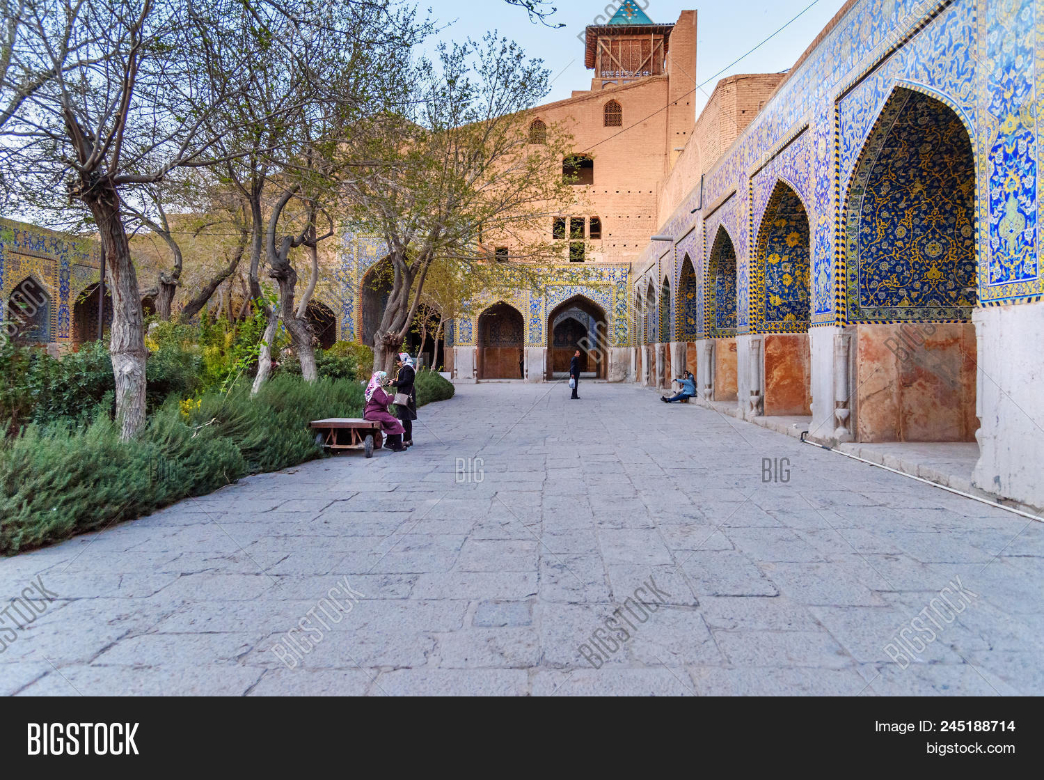 Isfahan, Iran - March Image & Photo (Free Trial) | Bigstock