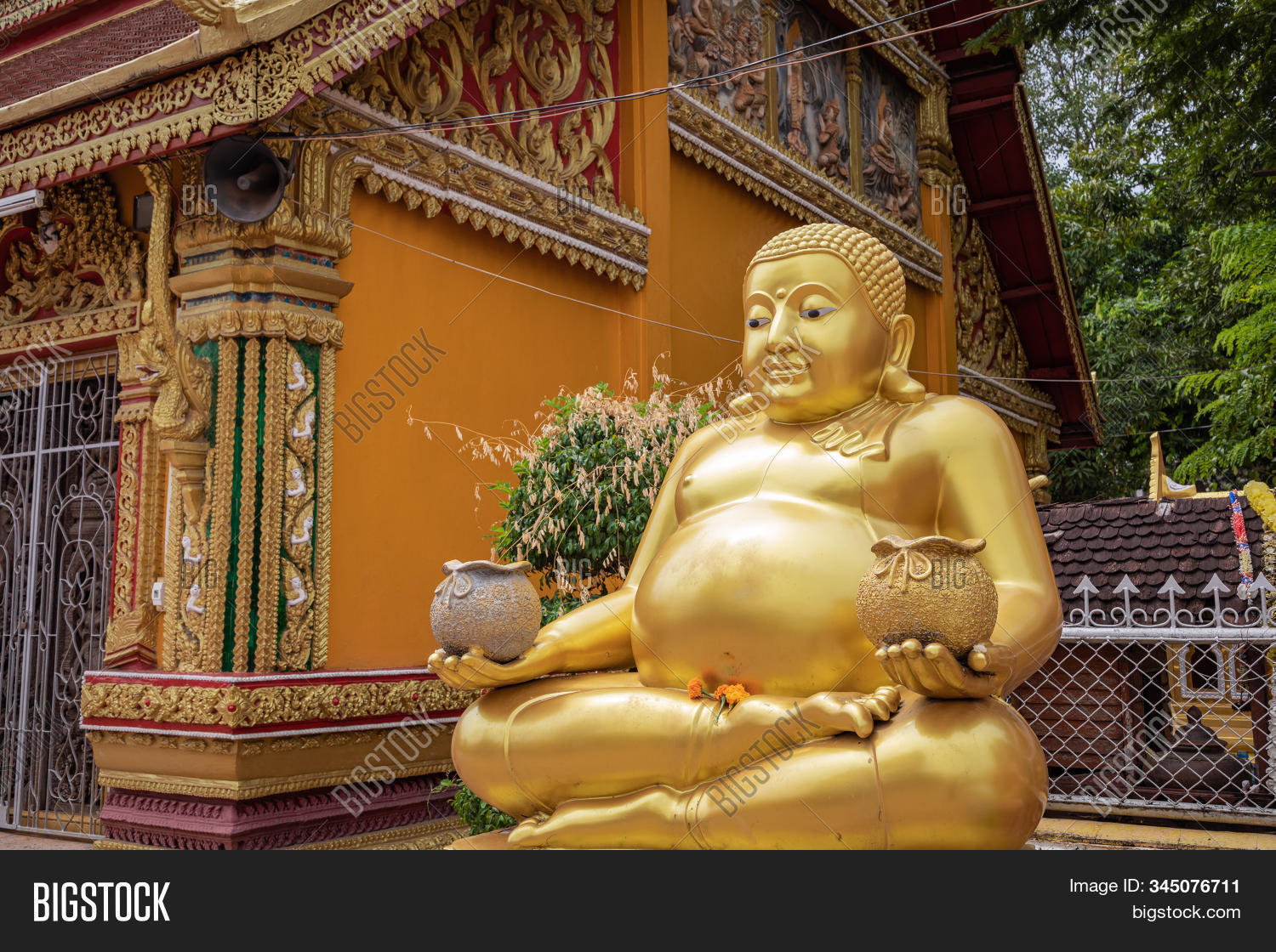 Wat Si Muang Buddhist Image & Photo (Free Trial) | Bigstock