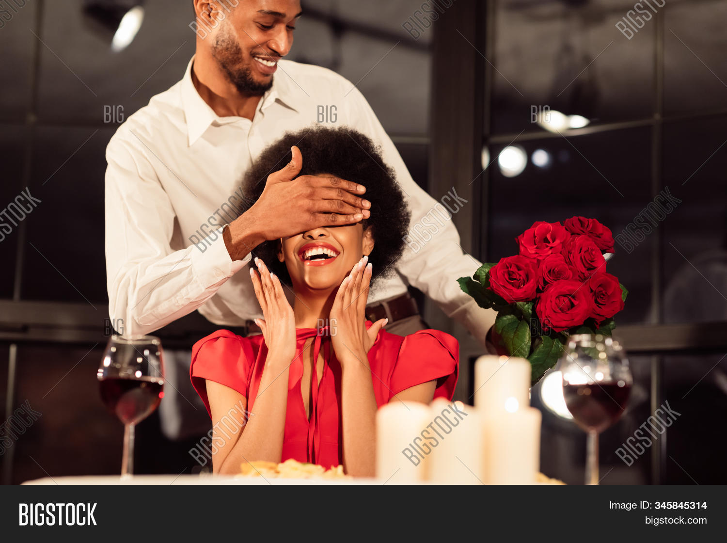 Romantic Date 图片和照片（免费试用） | Bigstock