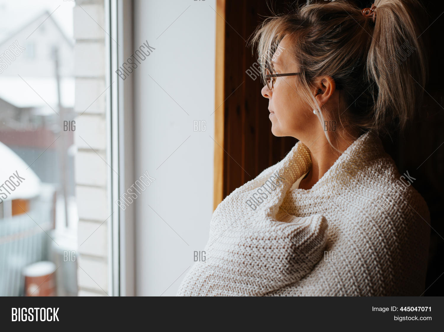 Side View Portrait Sad Image & Photo (Free Trial) | Bigstock