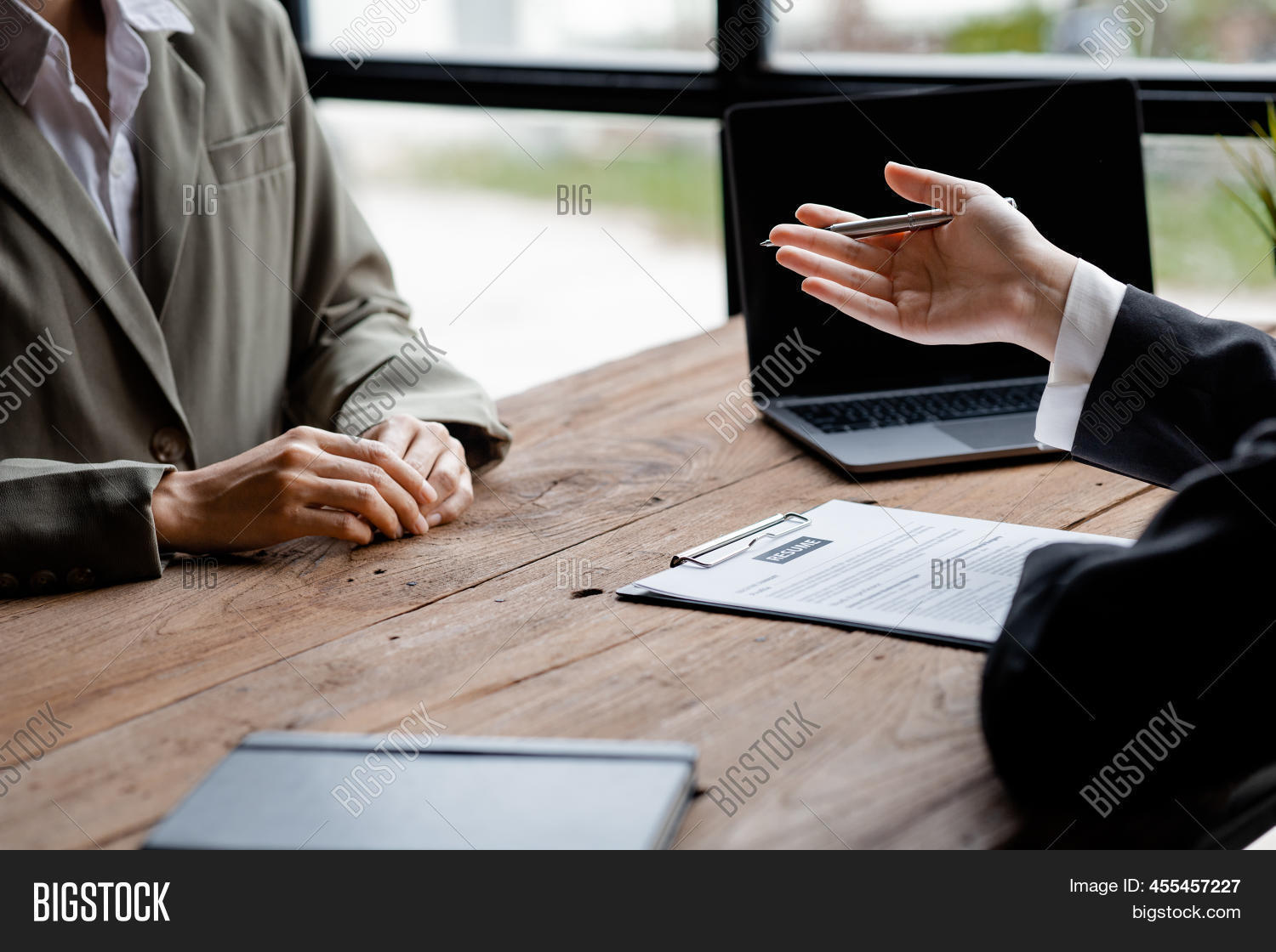 Person Submitting Image & Photo (Free Trial) | Bigstock