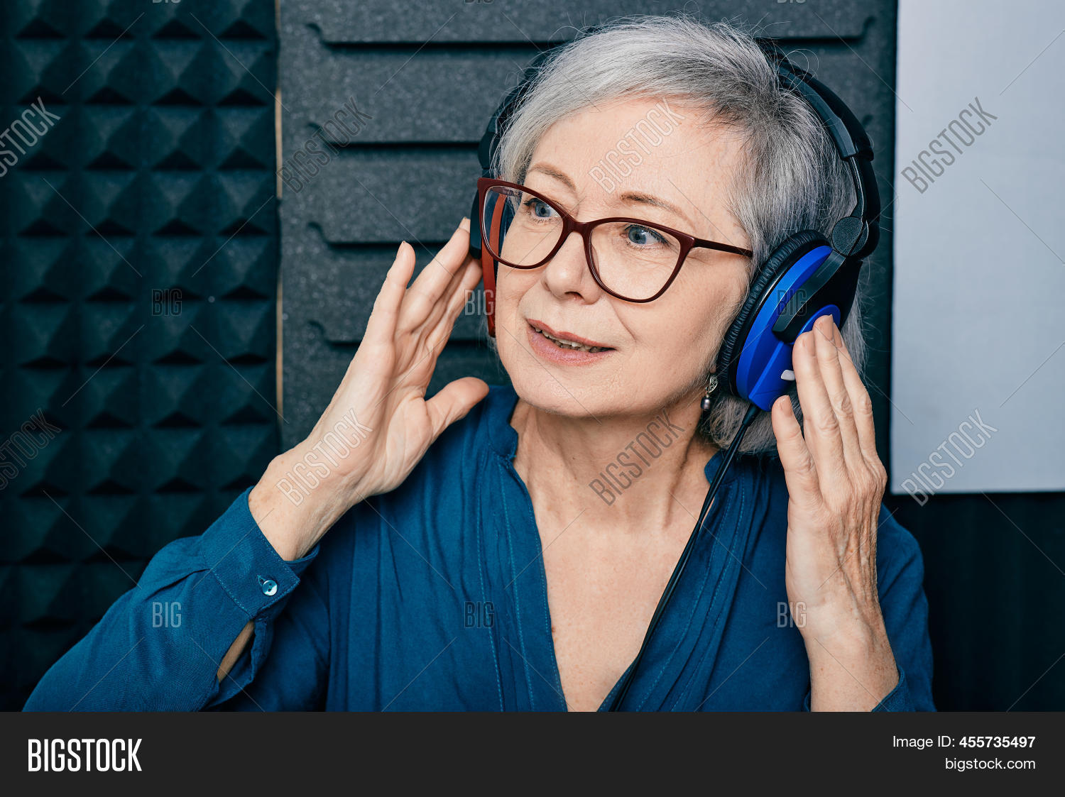 Hearing Test Senior Image & Photo (Free Trial) | Bigstock