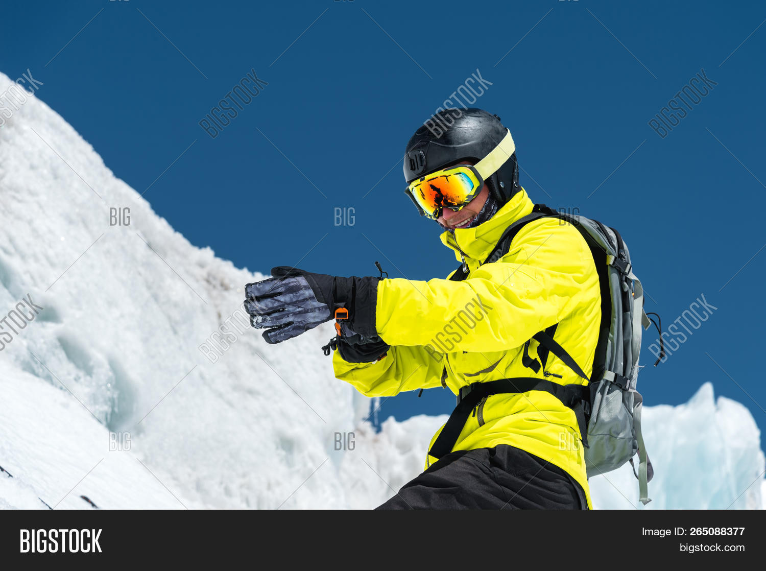 Professional Skier Image & Photo (Free Trial) | Bigstock
