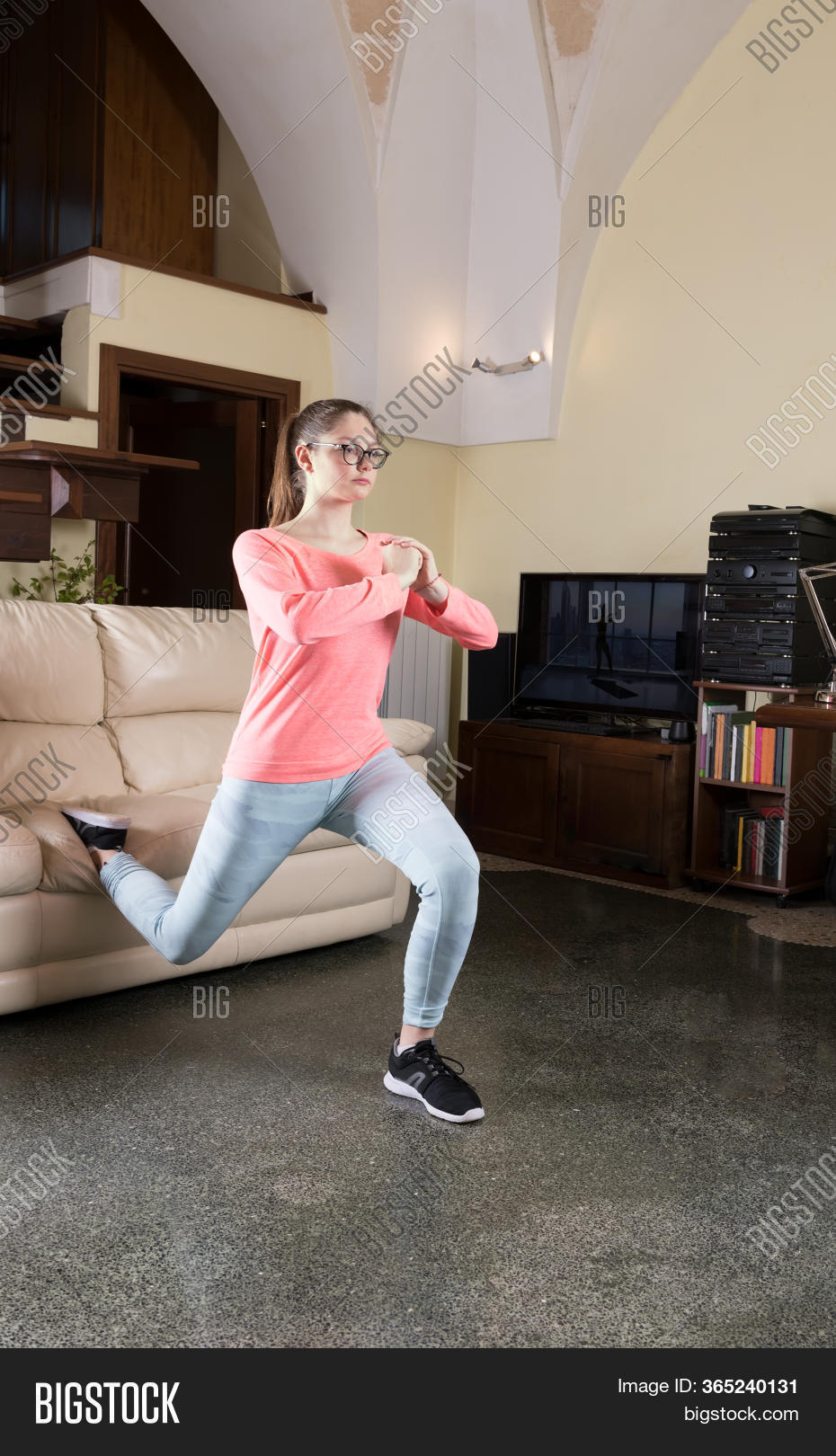 Young Girl Doing Lunge Image & Photo (Free Trial) | Bigstock