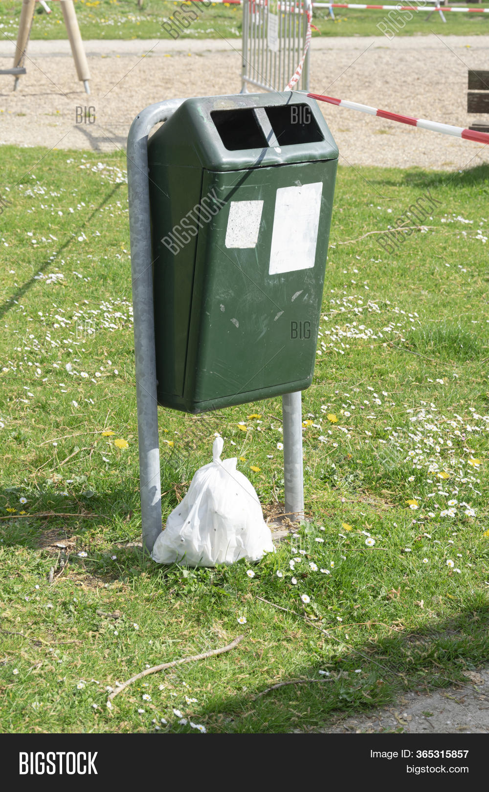 Empty Public Trash Can Image & Photo (Free Trial) | Bigstock