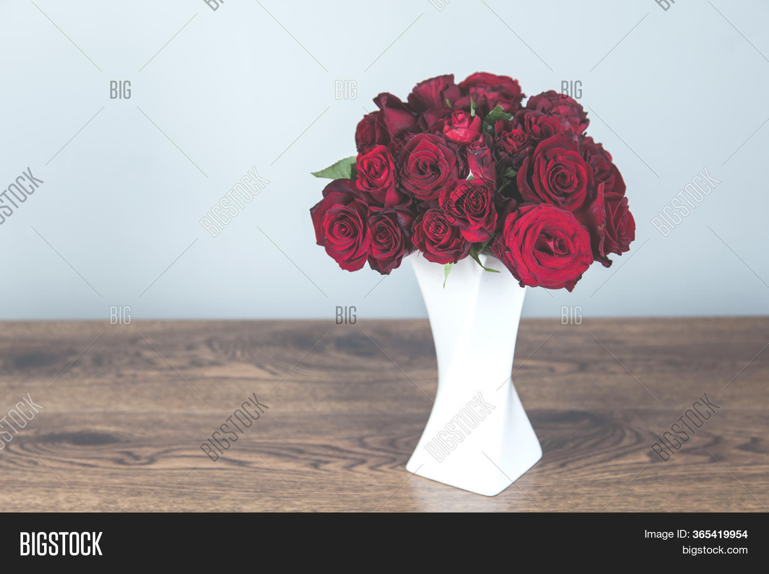 Vase Red Roses On Image & Photo (Free Trial) | Bigstock