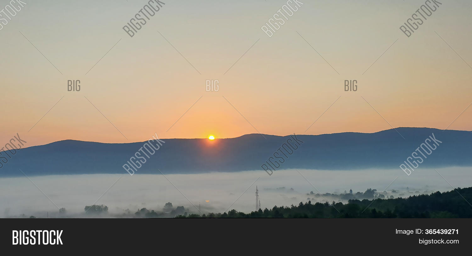 Neighborhood Fog Image & Photo (Free Trial) | Bigstock