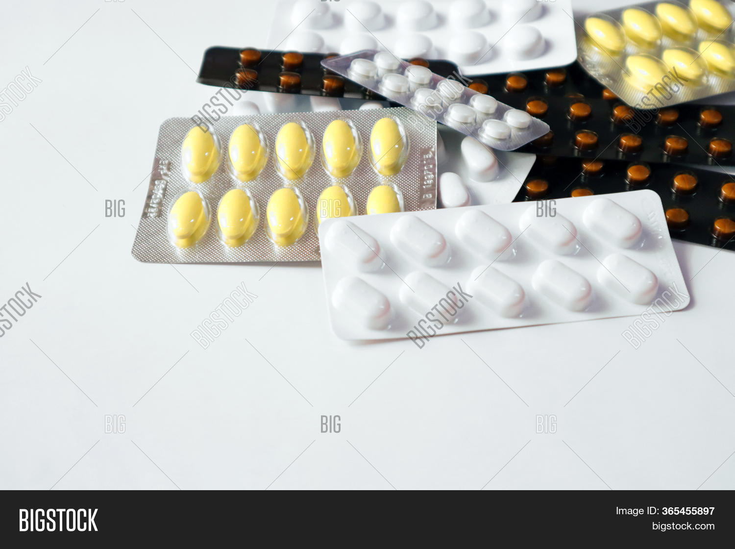 Painkiller Tablets, Image & Photo (Free Trial) | Bigstock