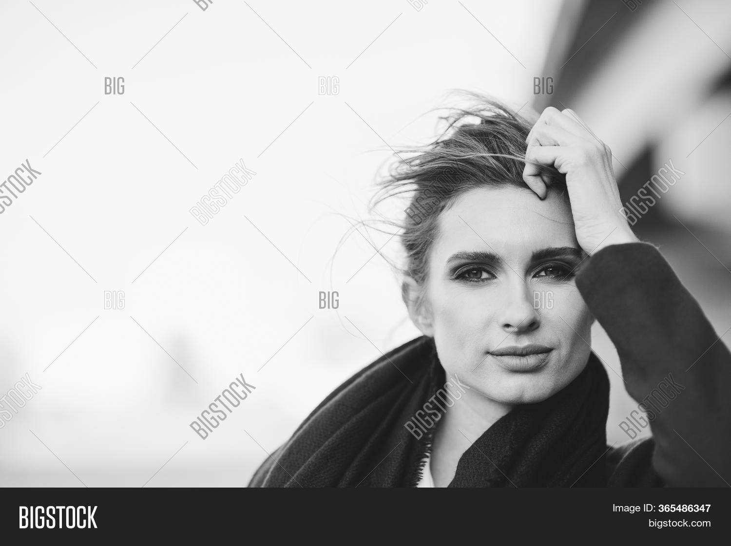 Beautiful Lonely Woman Image & Photo (Free Trial) | Bigstock