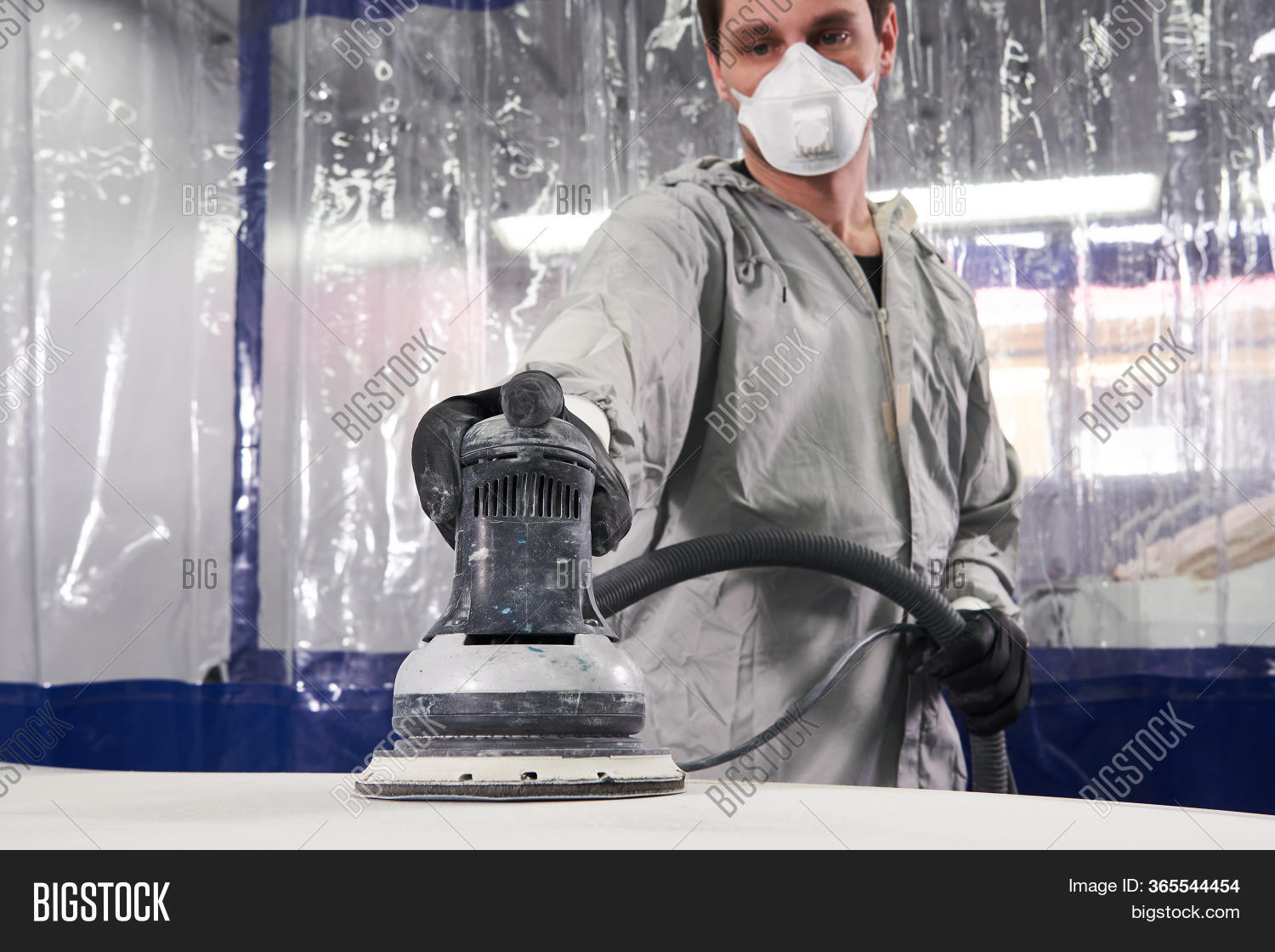 Auto Mechanic Wearing Image & Photo (Free Trial) | Bigstock