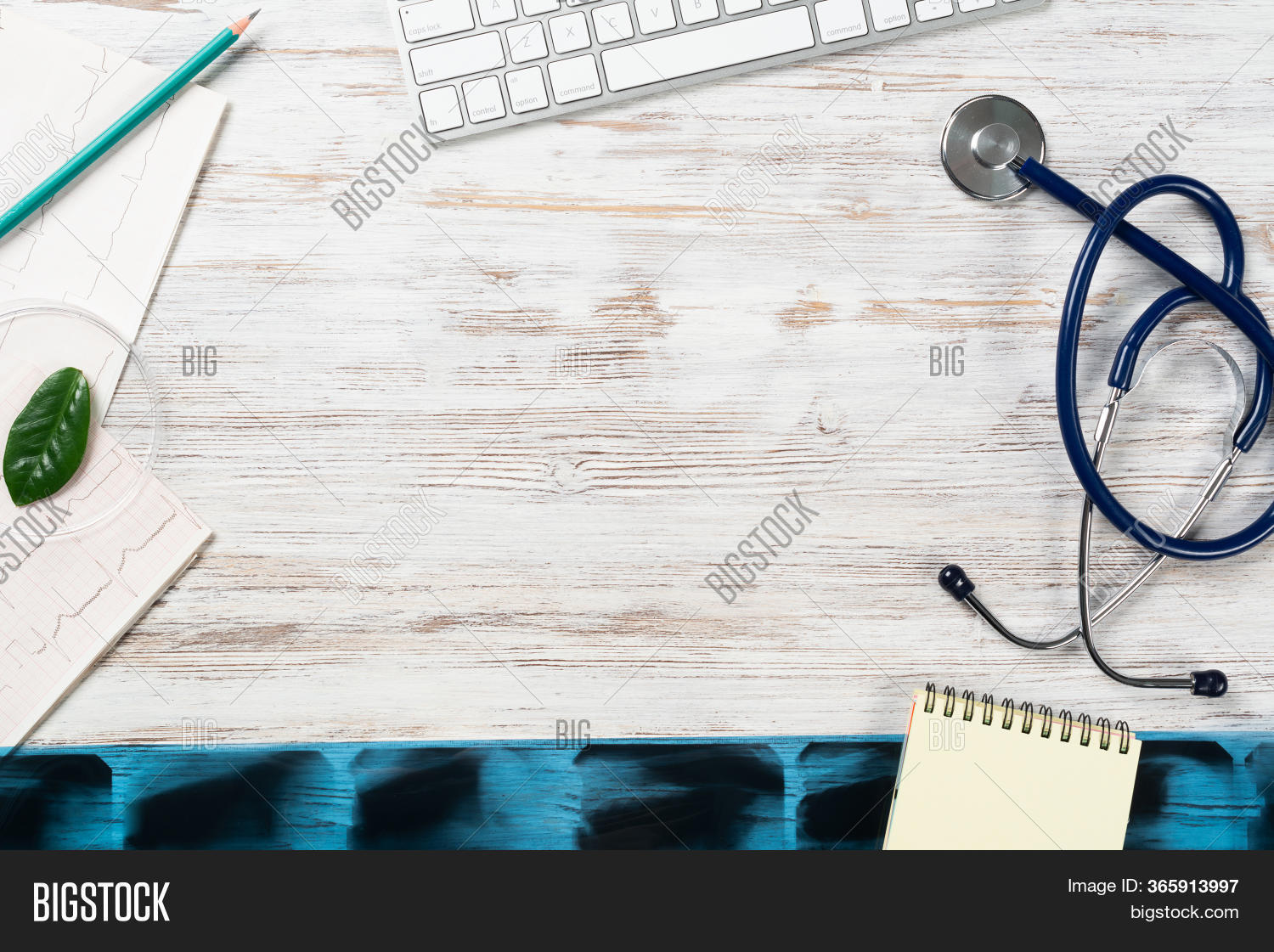 Doctors Desktop Image & Photo (Free Trial) | Bigstock