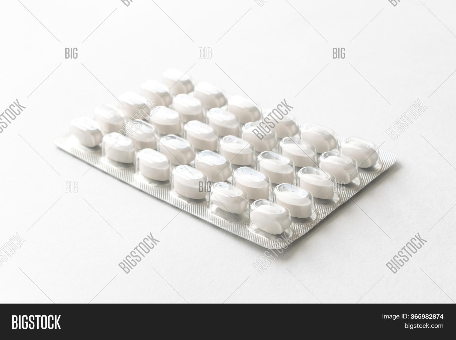White Pills Tablets Image & Photo (Free Trial) | Bigstock