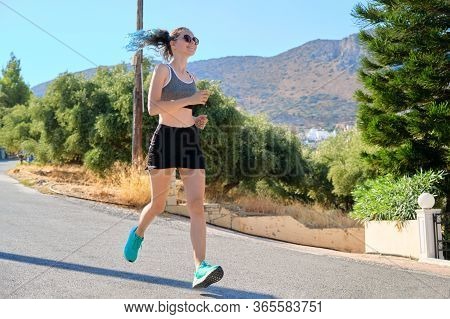 Girl Teenager Runner, Image & Photo (Free Trial) | Bigstock