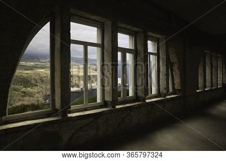 Closed Window Image & Photo (Free Trial) | Bigstock