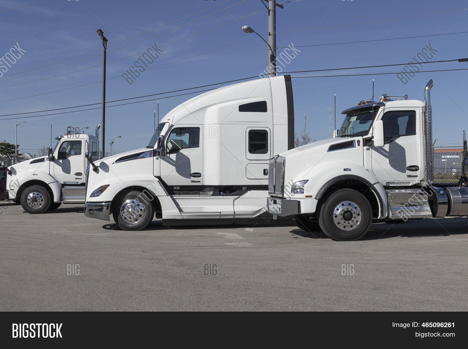 Kenworth Semi Tractor Image & Photo (Free Trial) | Bigstock