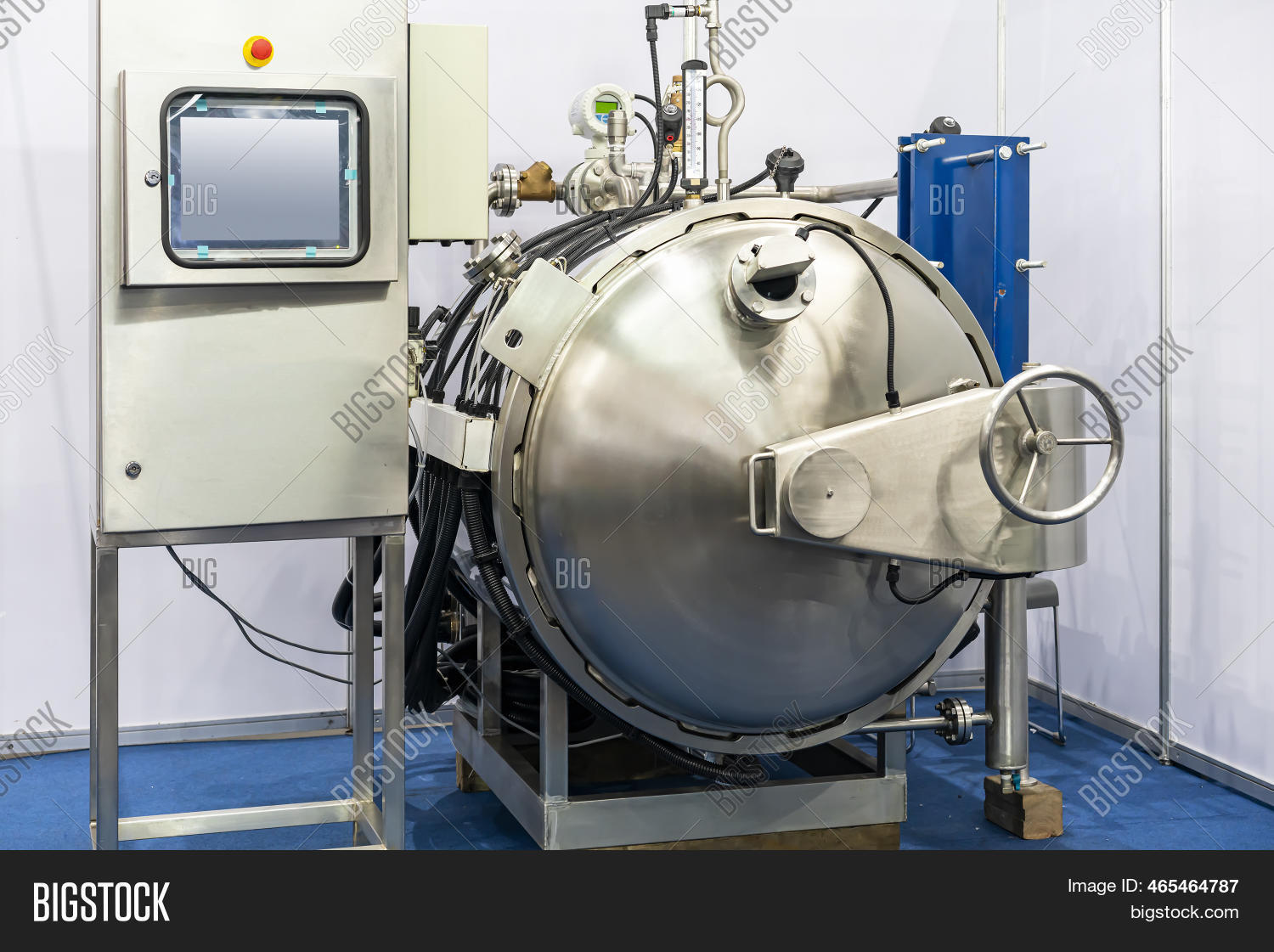 Automatic Autoclave Image & Photo (Free Trial) | Bigstock