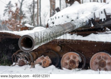 Russian Battle Tank Image & Photo (Free Trial) | Bigstock
