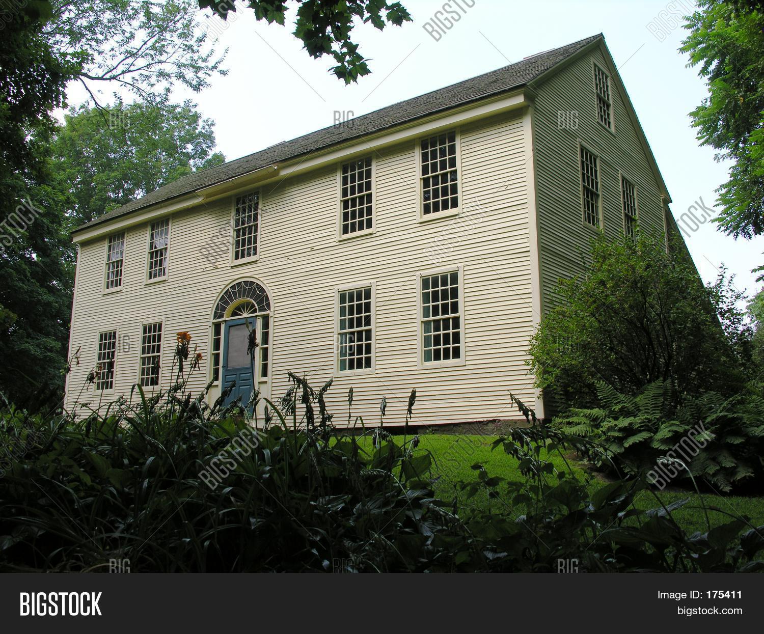 Colonial Home Image & Photo (Free Trial) | Bigstock
