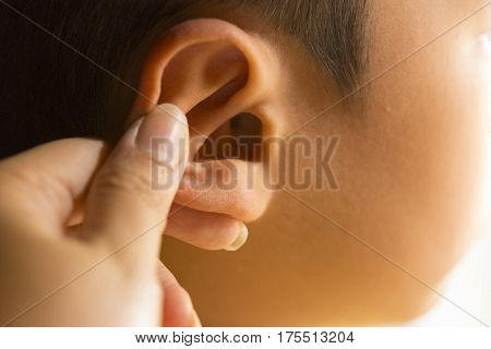 Hand Touching Ear Image & Photo (Free Trial) | Bigstock