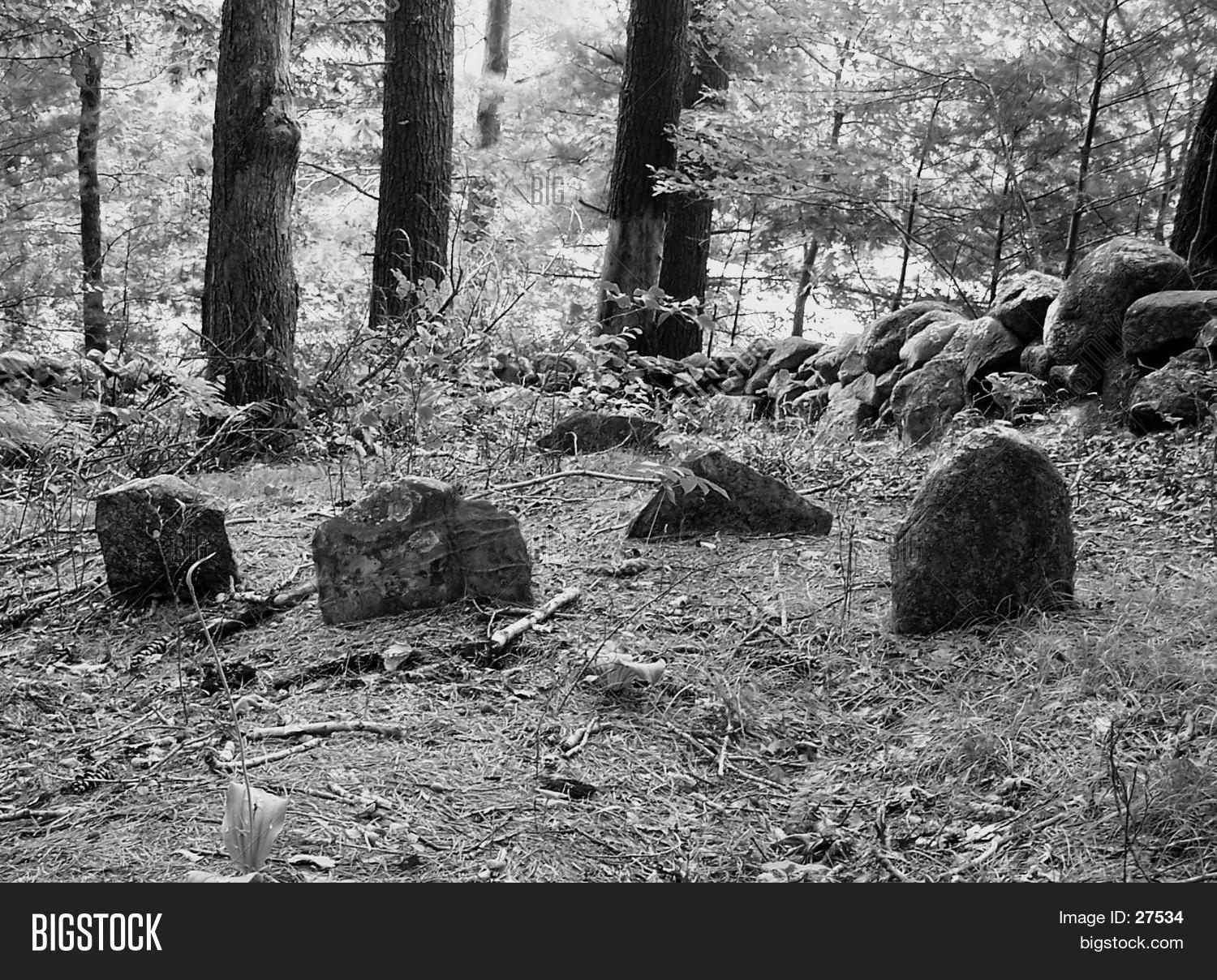 Native American Burial Image & Photo (Free Trial) | Bigstock