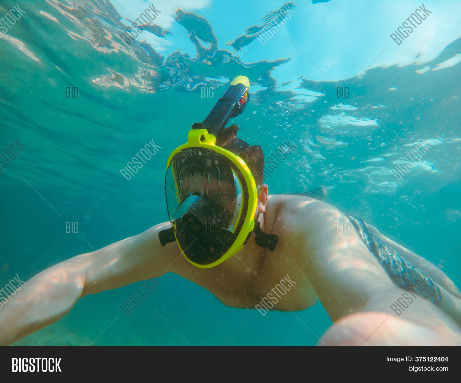 Man Snorkeling Mask Image & Photo (Free Trial) | Bigstock