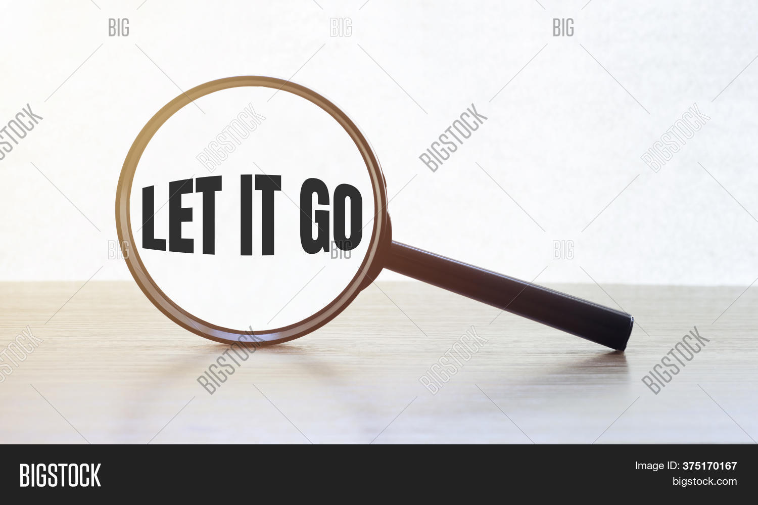 Magnifying Glass Text Image & Photo (Free Trial) | Bigstock