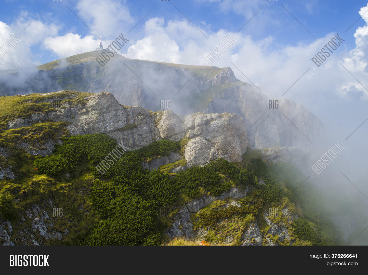 Rocky Mountain Crest Image & Photo (Free Trial) | Bigstock