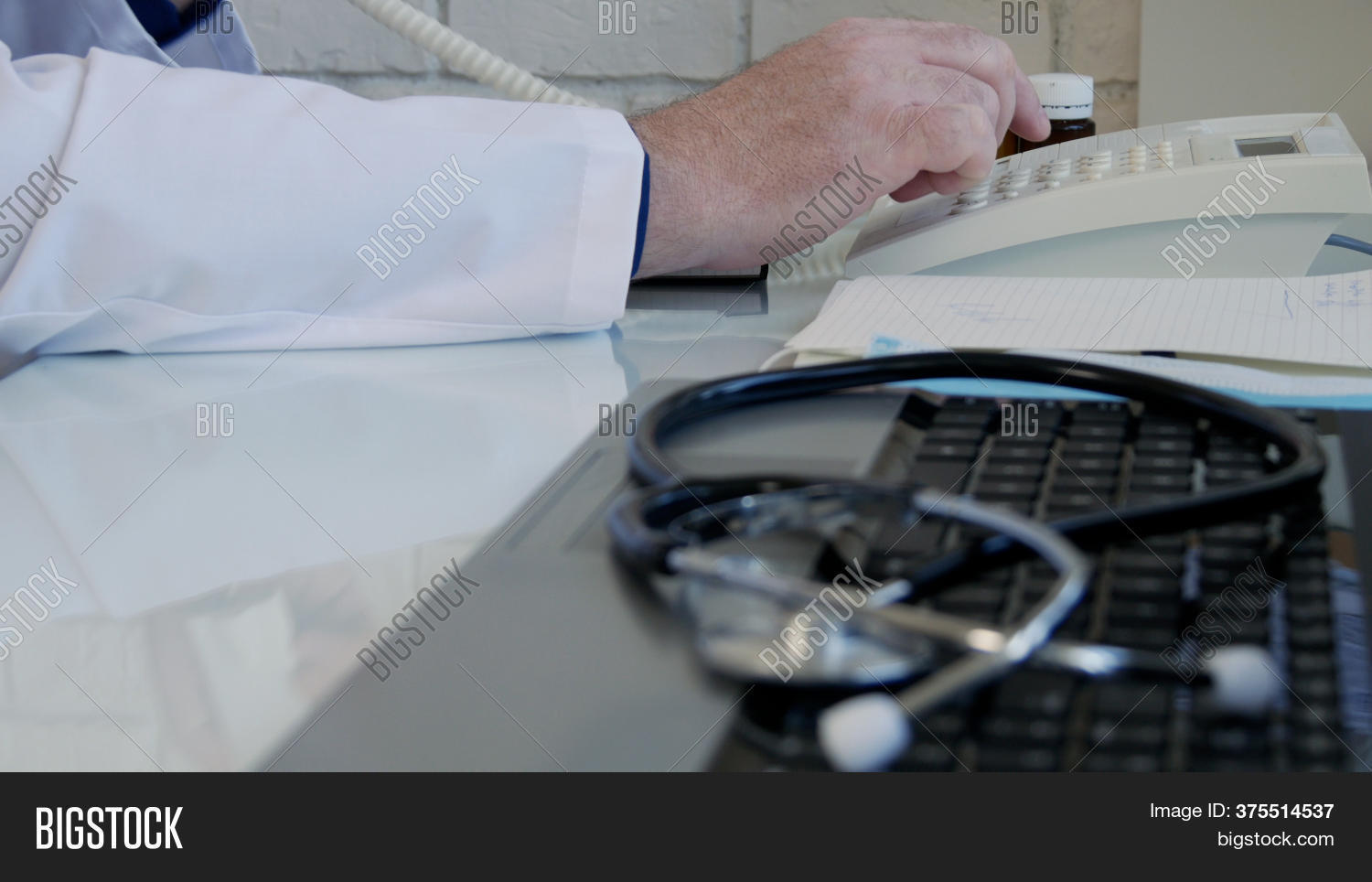 Doctor Medical Office Image & Photo (Free Trial) | Bigstock