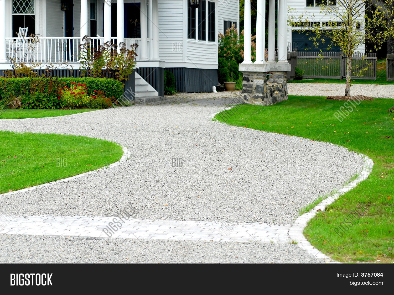 Driveway Image & Photo (Free Trial) | Bigstock