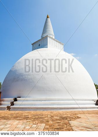 Mirisawetiya Vihara Image & Photo (Free Trial) | Bigstock
