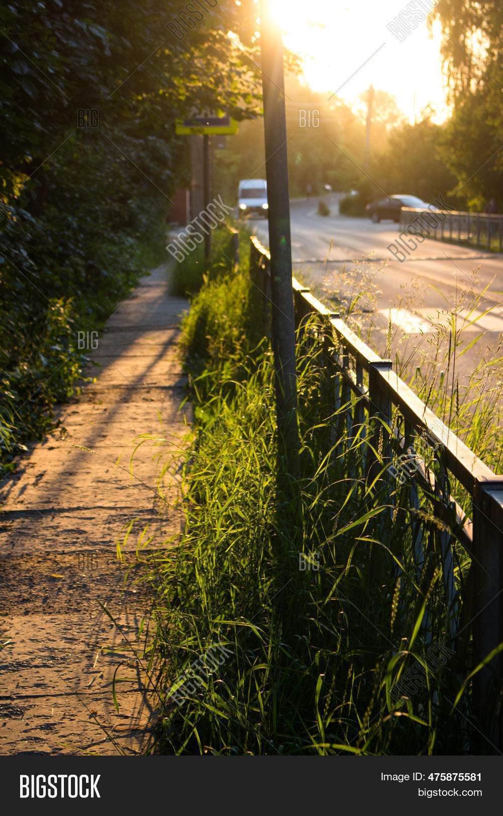 Pedestrian Sidewalk Image & Photo (Free Trial) | Bigstock