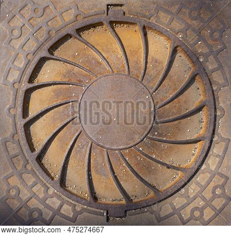 Manhole Cover. Metal Image & Photo (Free Trial) | Bigstock