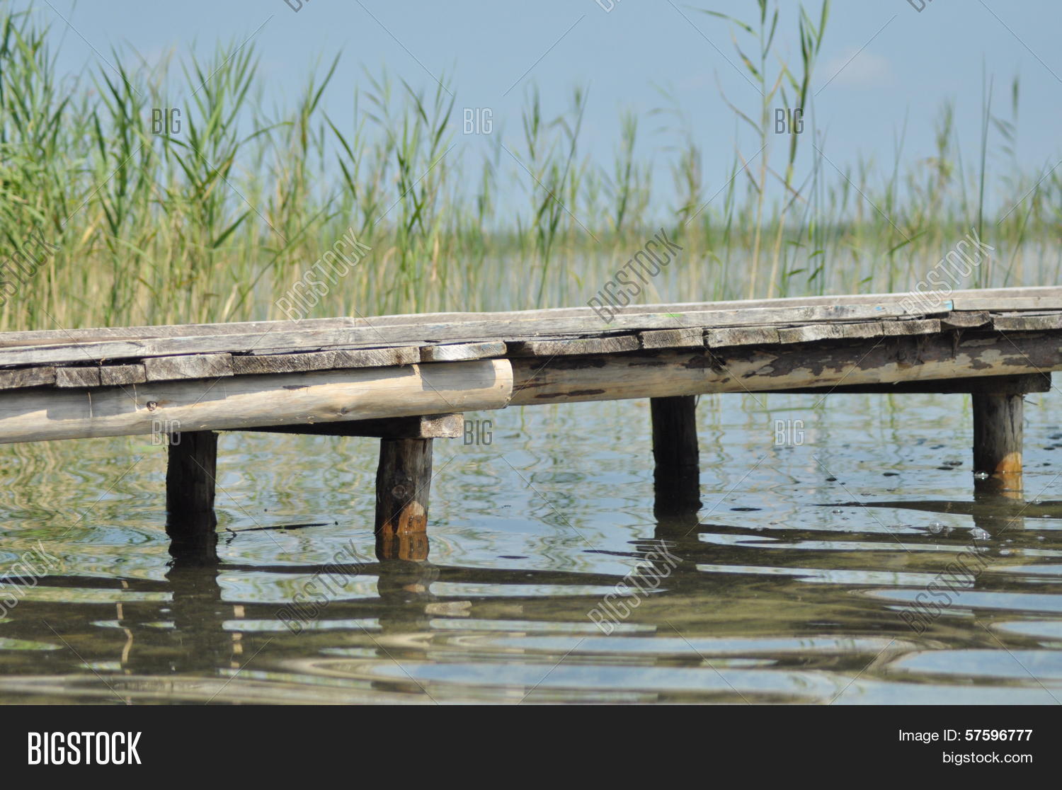 Bridge Over Lake ?wita Image & Photo (Free Trial) | Bigstock