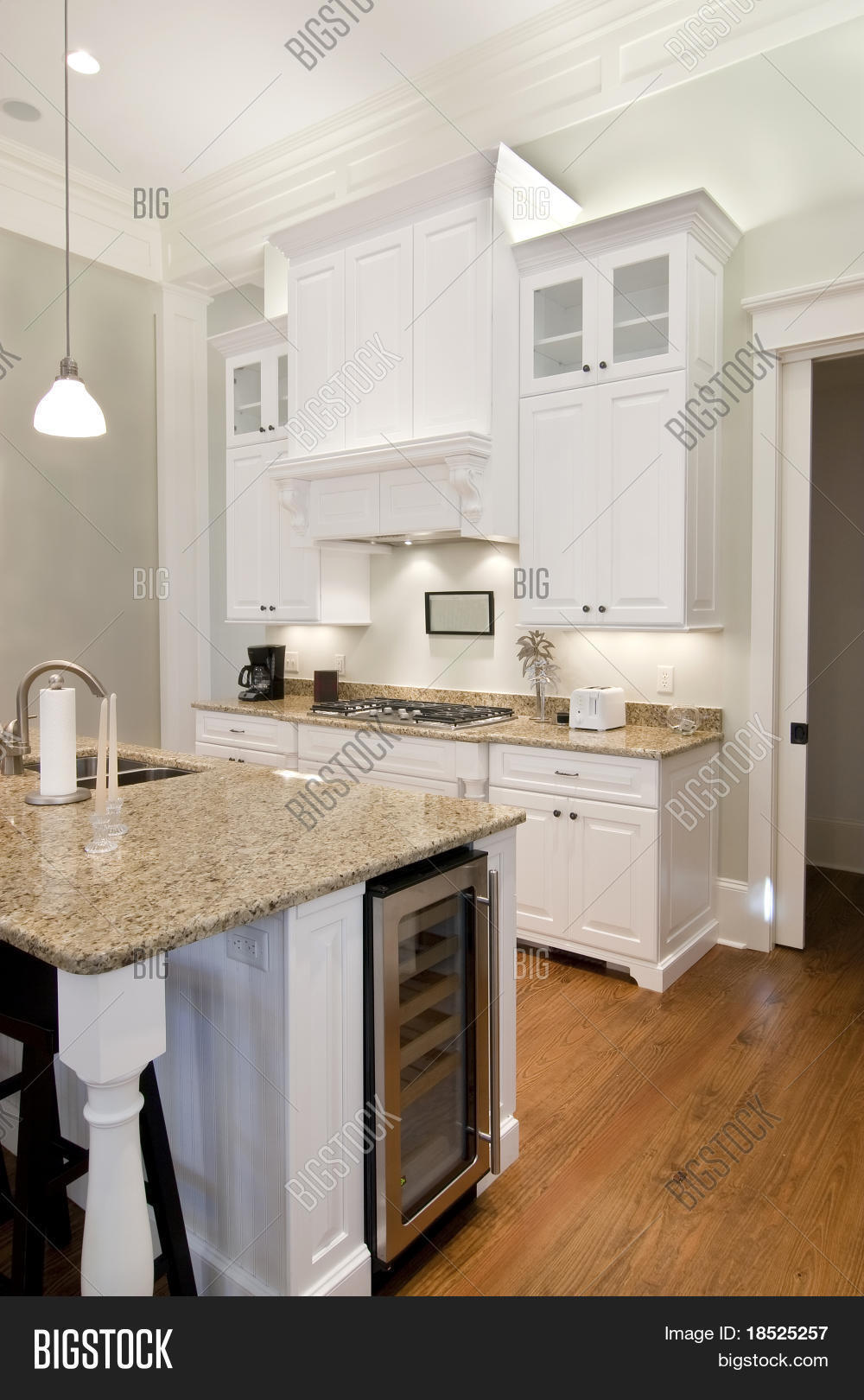 Opulent White Kitchen Image & Photo (Free Trial) | Bigstock