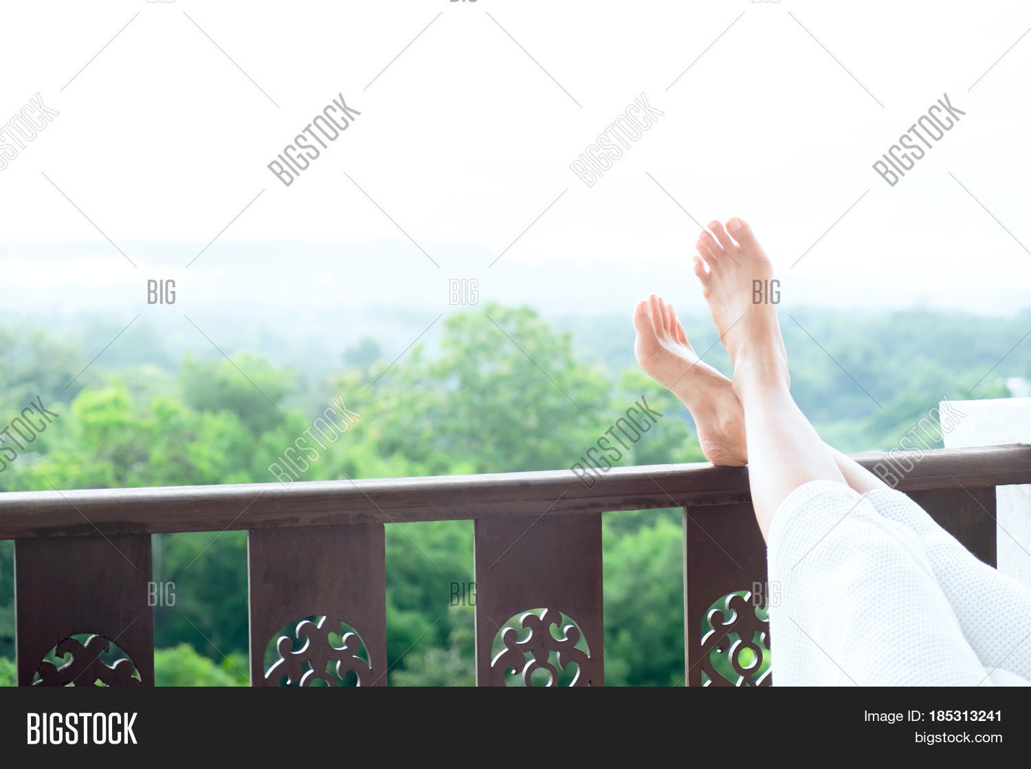Relax Feet Young Woman Image & Photo (Free Trial) | Bigstock
