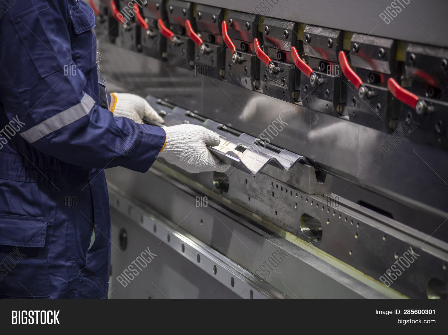 Technician Operator Image & Photo (Free Trial) | Bigstock