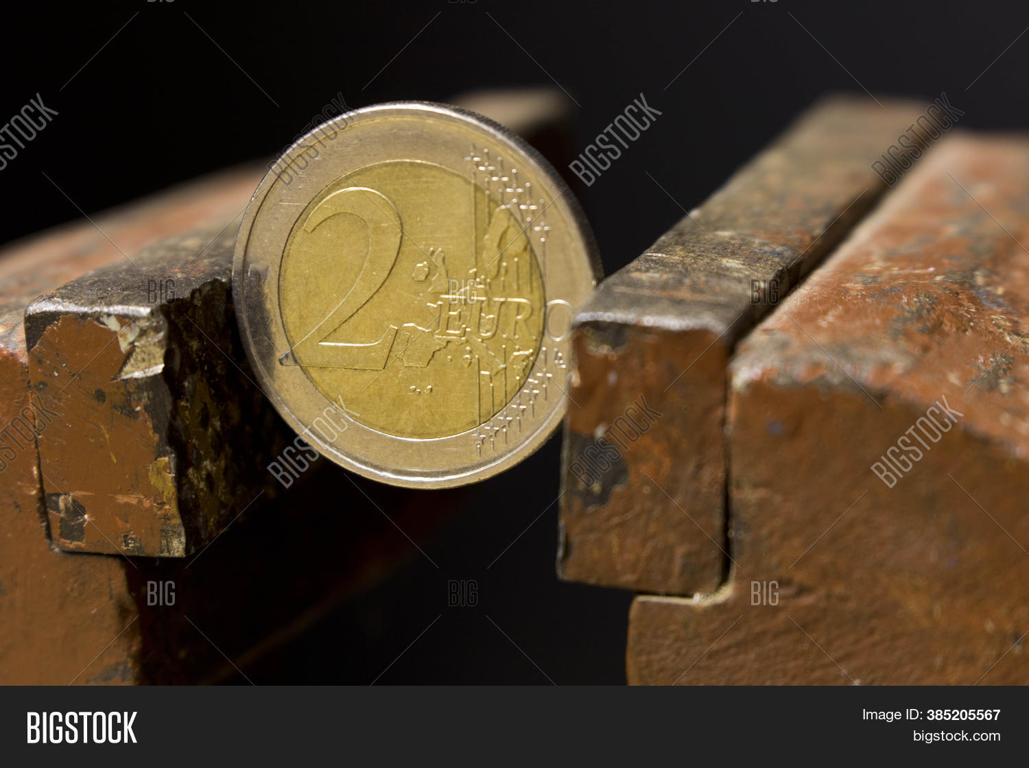 2 Euro Coin Metal Vise Image & Photo (Free Trial) | Bigstock