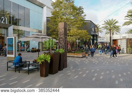 Utc Westfield Shopping Image & Photo (Free Trial) | Bigstock