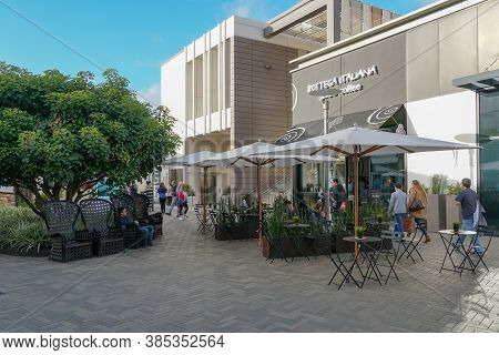 Utc Westfield Shopping Image & Photo (Free Trial) | Bigstock