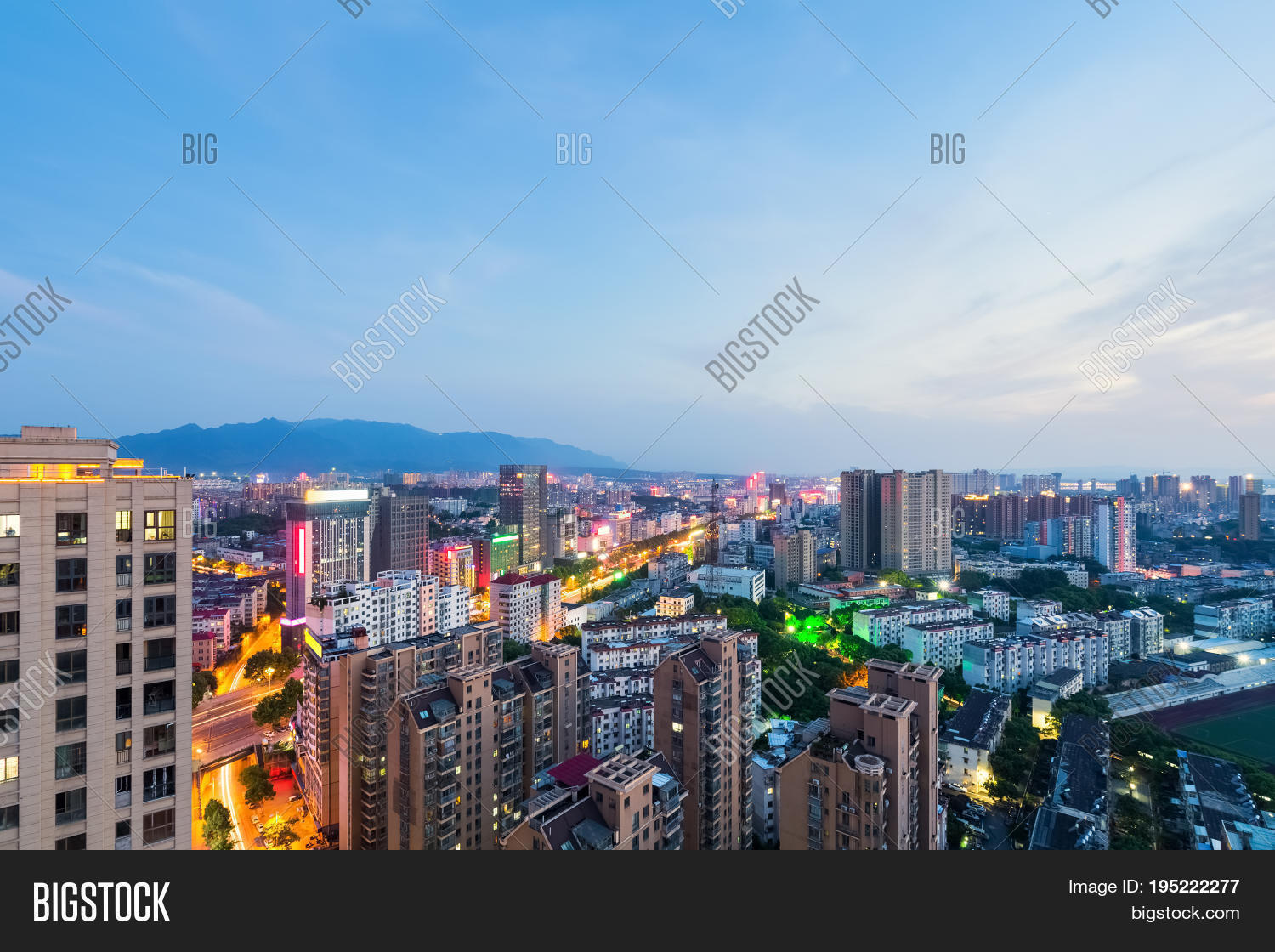Jiujiang Cityscape Image & Photo (Free Trial) | Bigstock