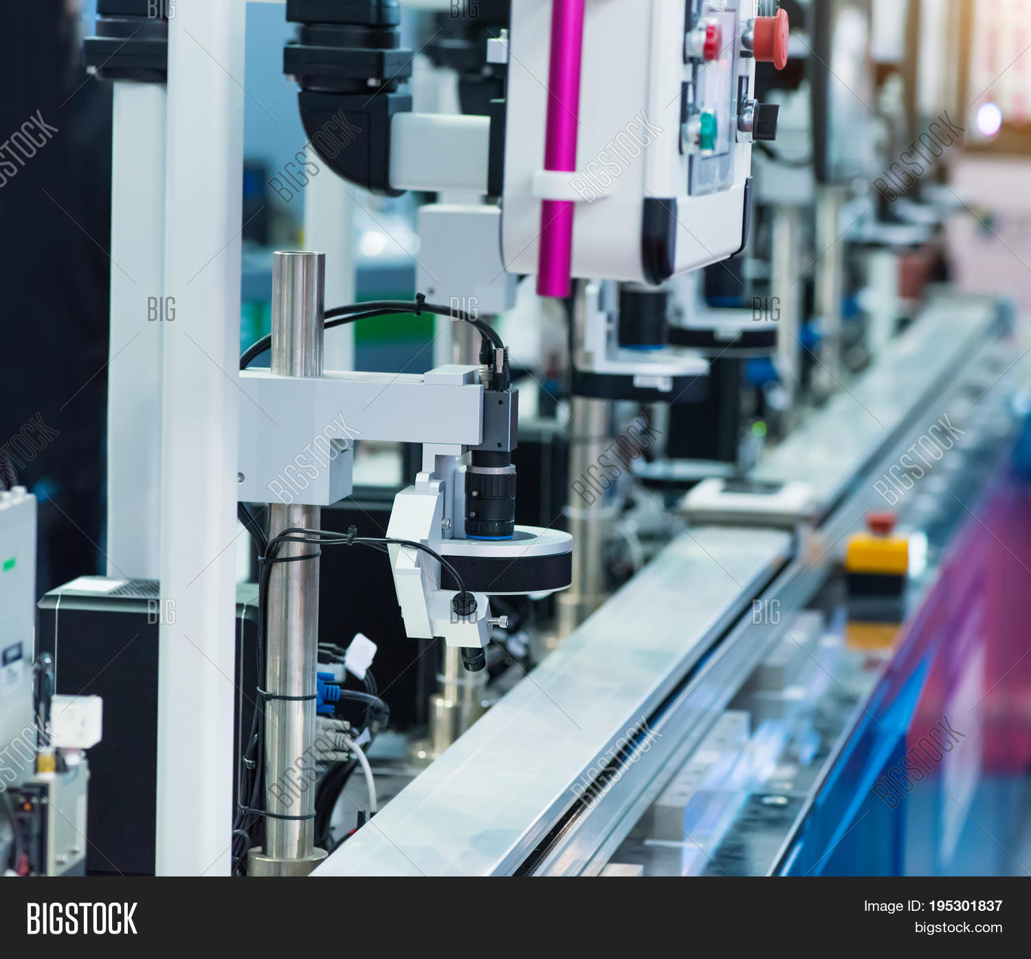 Robotic Machine Vision Image & Photo (Free Trial) | Bigstock Robotic Machine Vision Image & Photo (Free Trial) | Bigstock