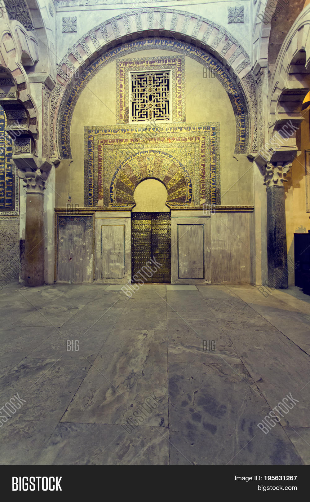 Mihrab Grand Mosque Image & Photo (Free Trial) | Bigstock