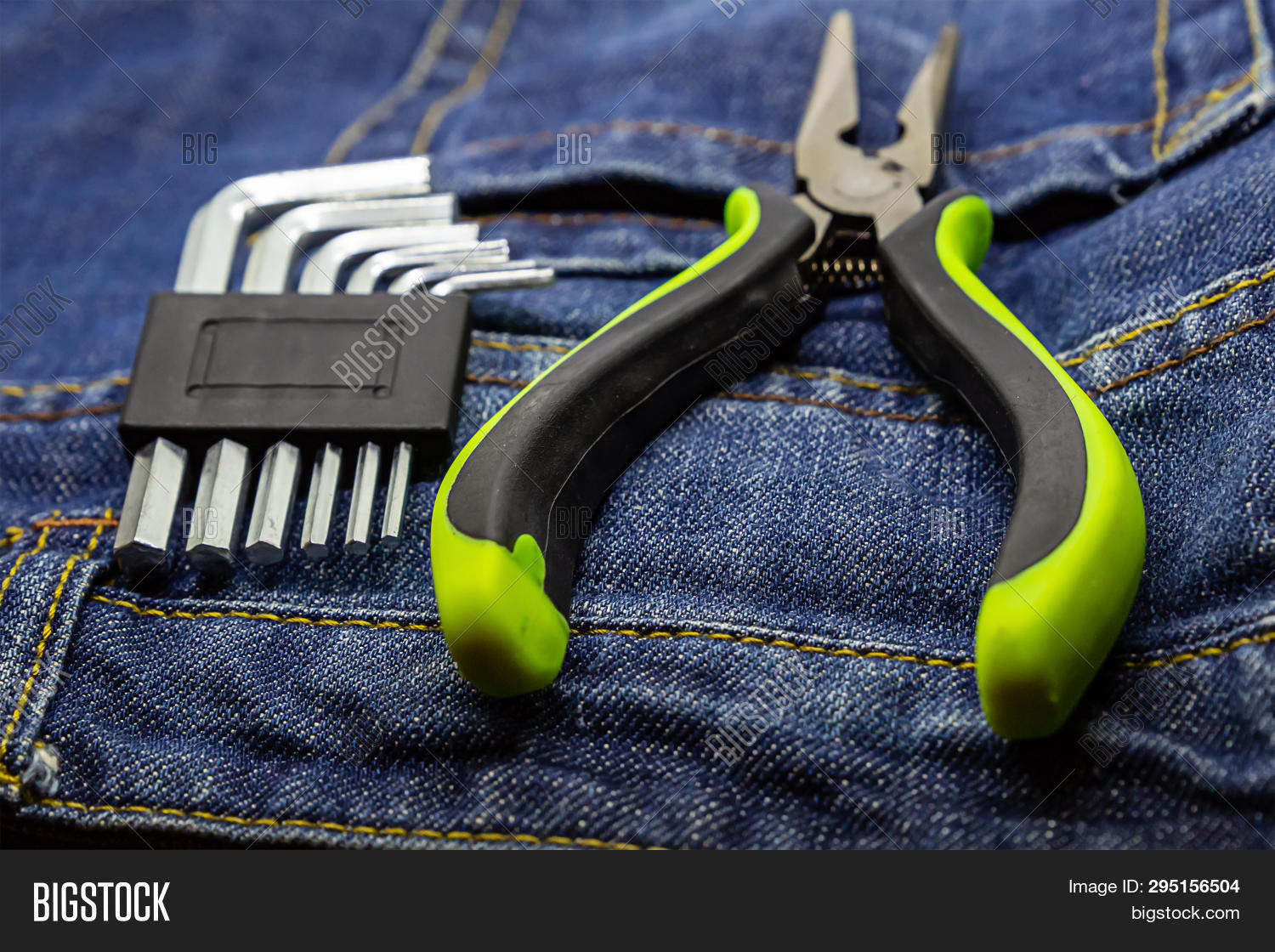 Set L-shaped Wrench Image & Photo (Free Trial) | Bigstock